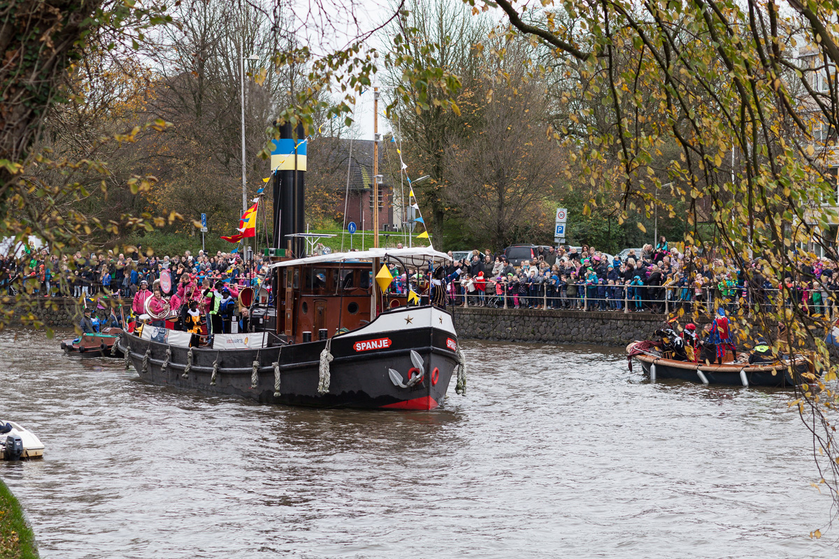 Christmas in Holland with Sinterklaas & Speculaas
